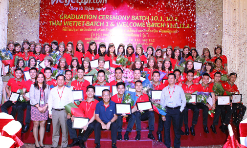 Graduation ceremony of batch 10, Thai Vietjet batch 1 & welcome batch ...
