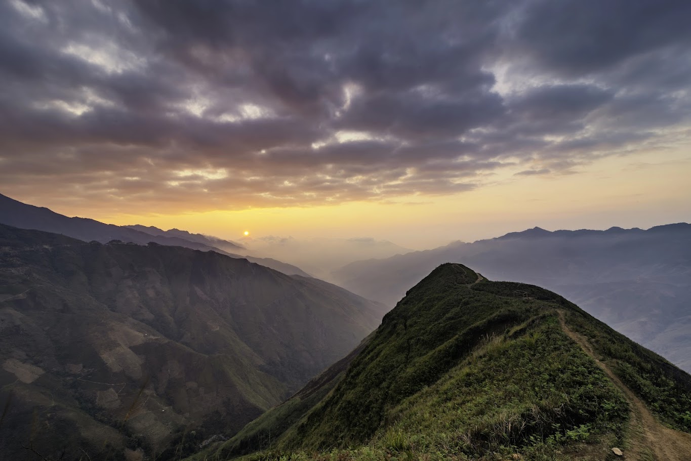 Discover Khe Cai, Ta Xua: A Hidden Paradise Amid the Clouds of Son La ...