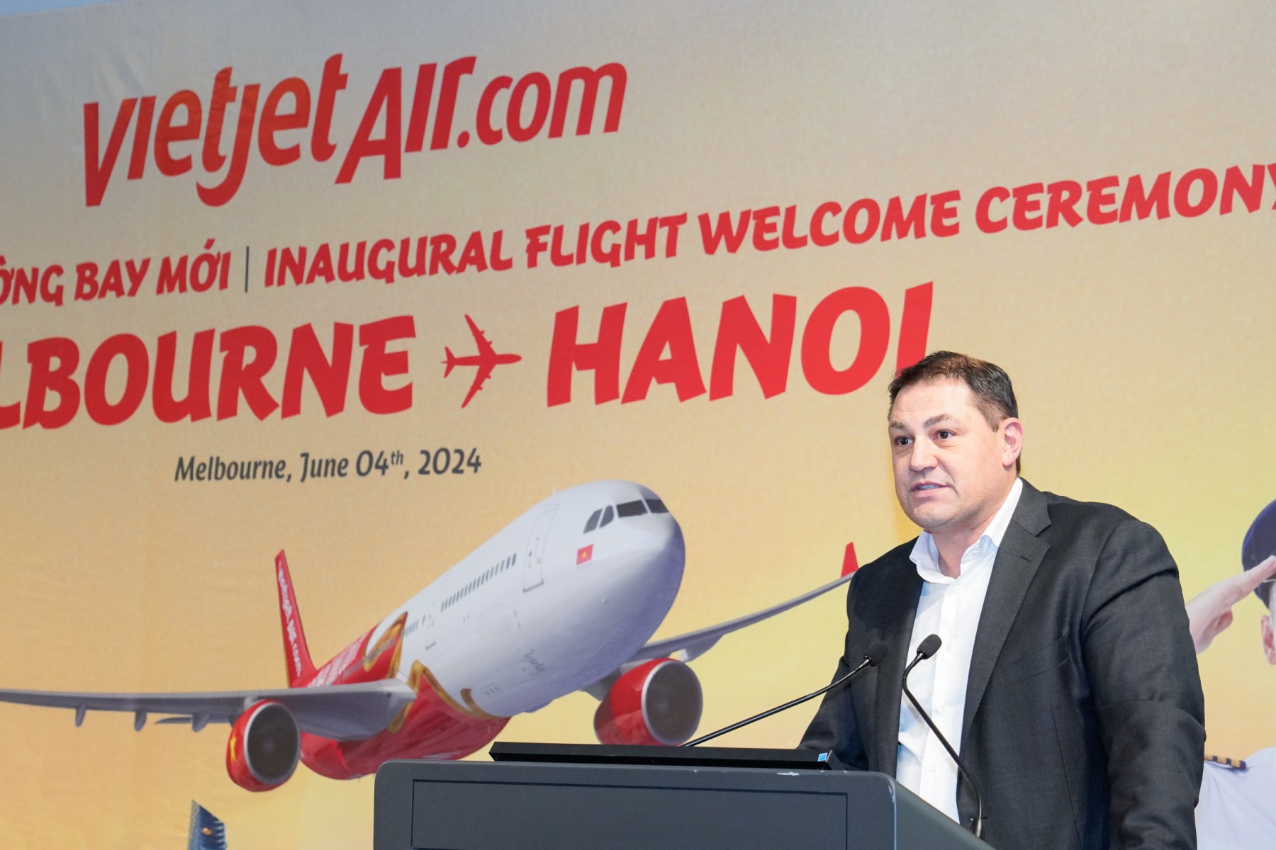 Vietjet operates the 6th route to Australia with its excellent Business ...