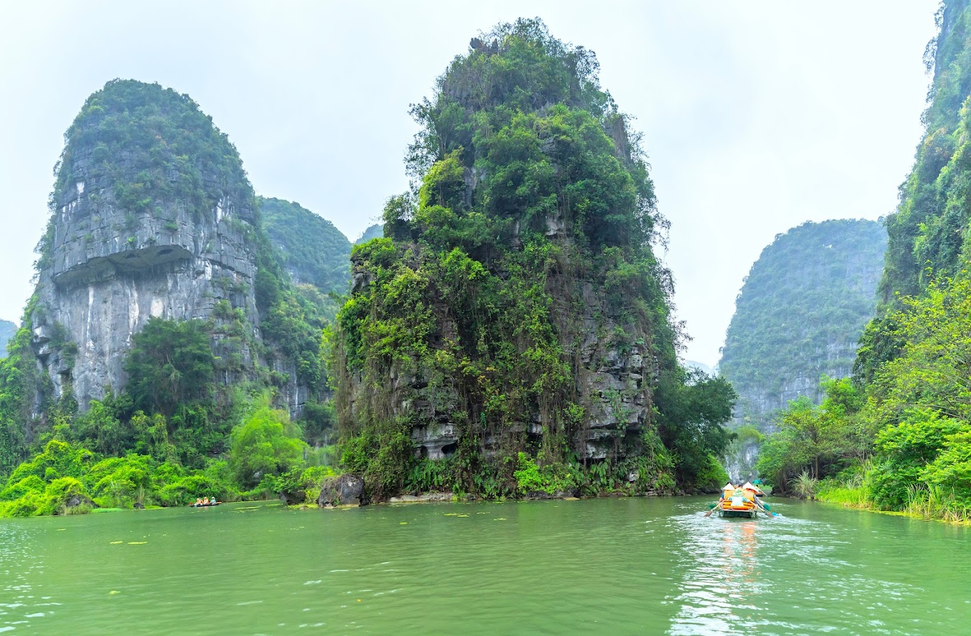 Where is Kim Son, Ninh Binh? What local specialties does Kim Son offer ...